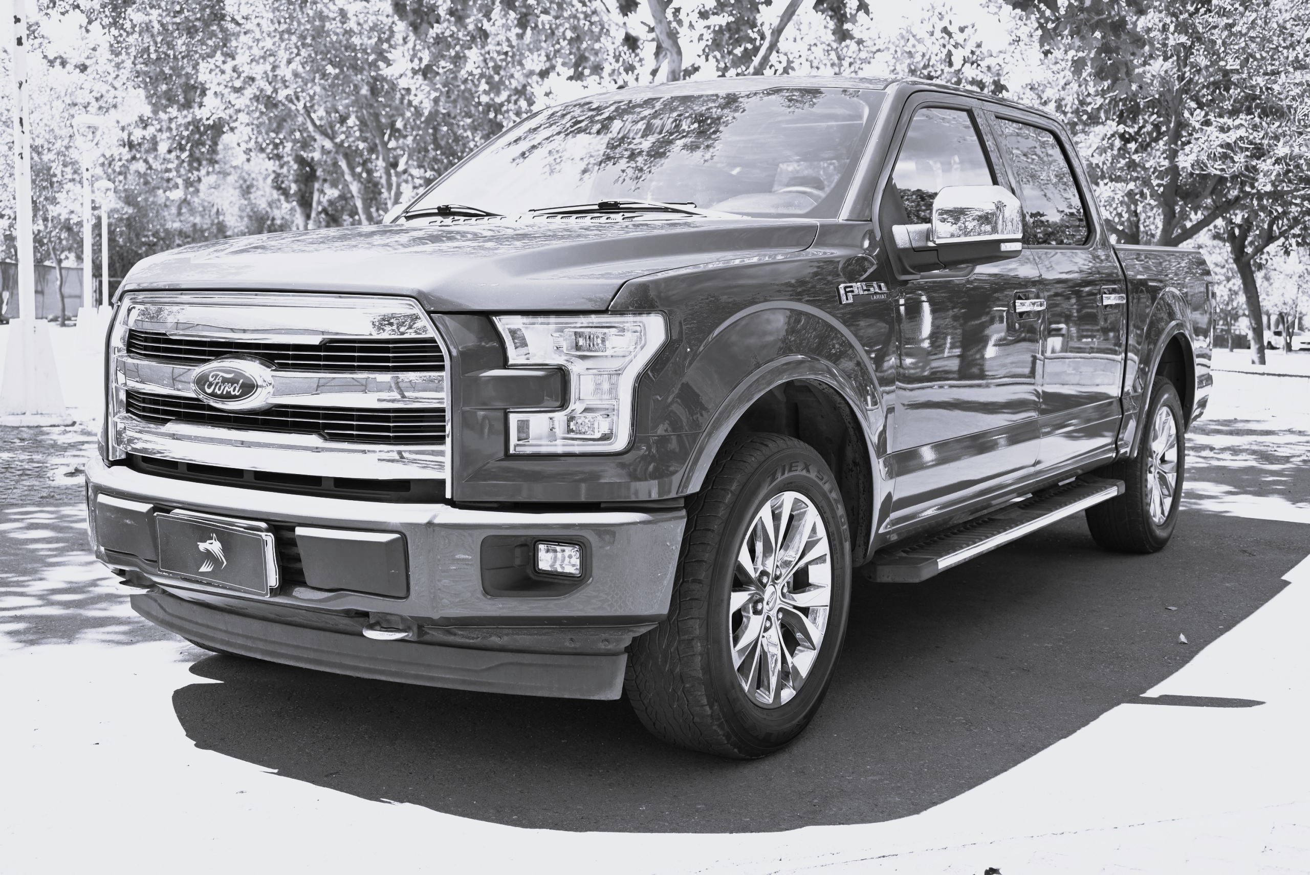 Ford F-150 5.0 Double Cab Lariat Luxury 4WD – Wolf Motors